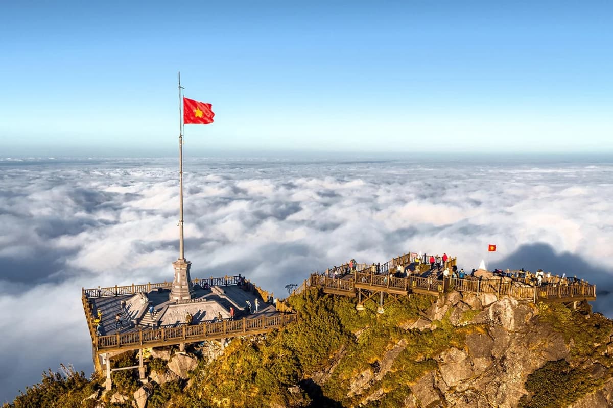 Fansipan Mountain Sapa: A Guide to the Highest Mountain In Vietnam