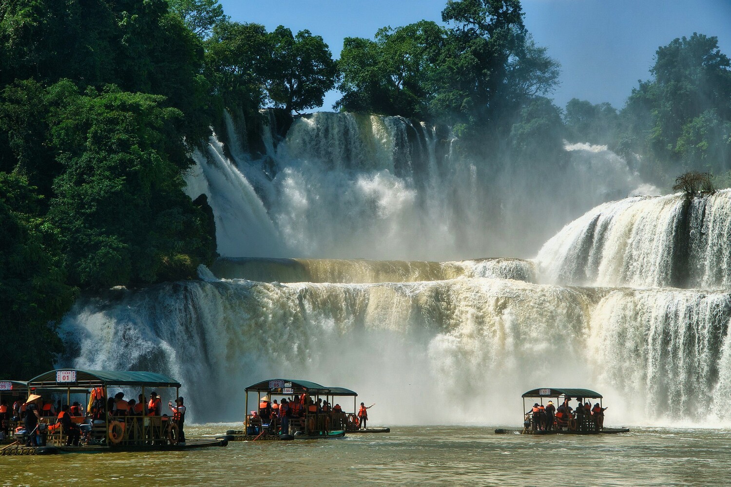 Ban Gioc Falls (Detian), Vietnam: Magnificence on the borderline